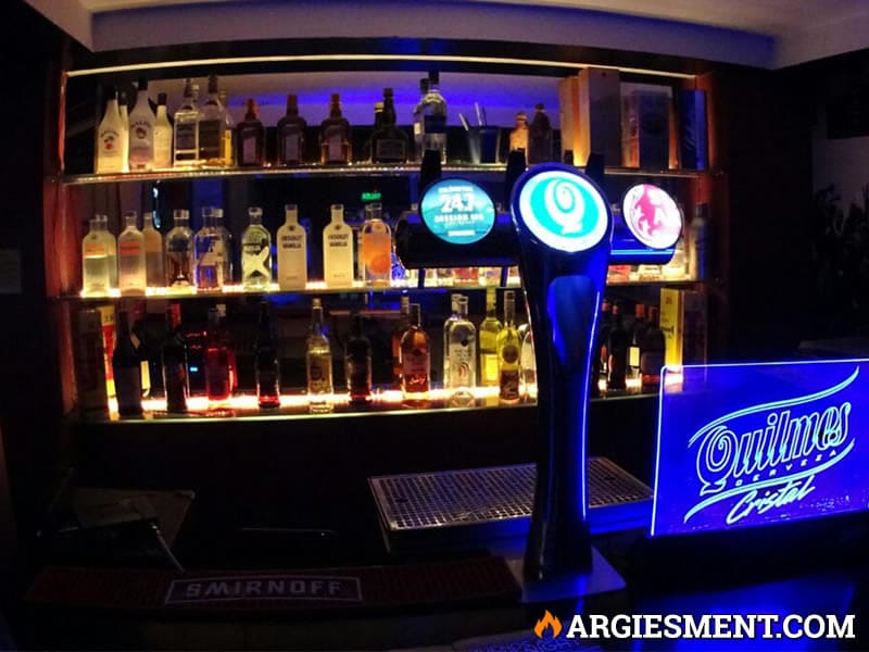 Fotos y videos de los bares, discos, boliches, pubs y restaurantes